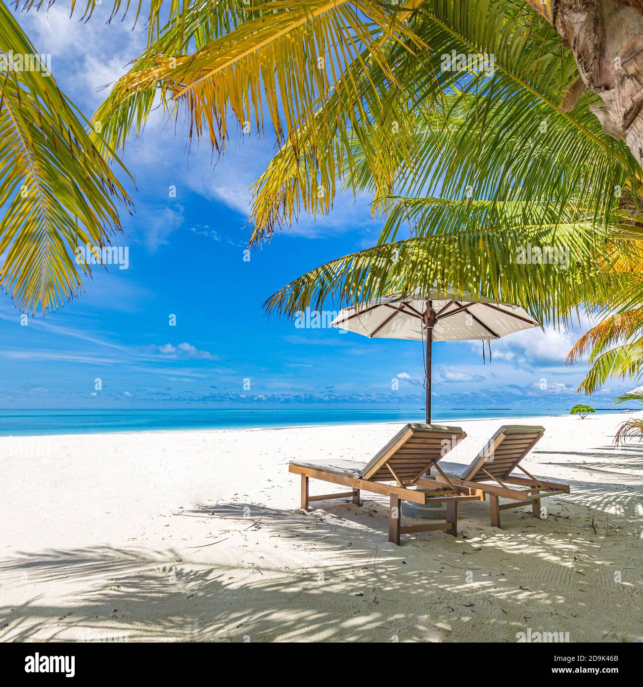 Perfect sunset beach. Idyllic tropical beach landscape for background ...