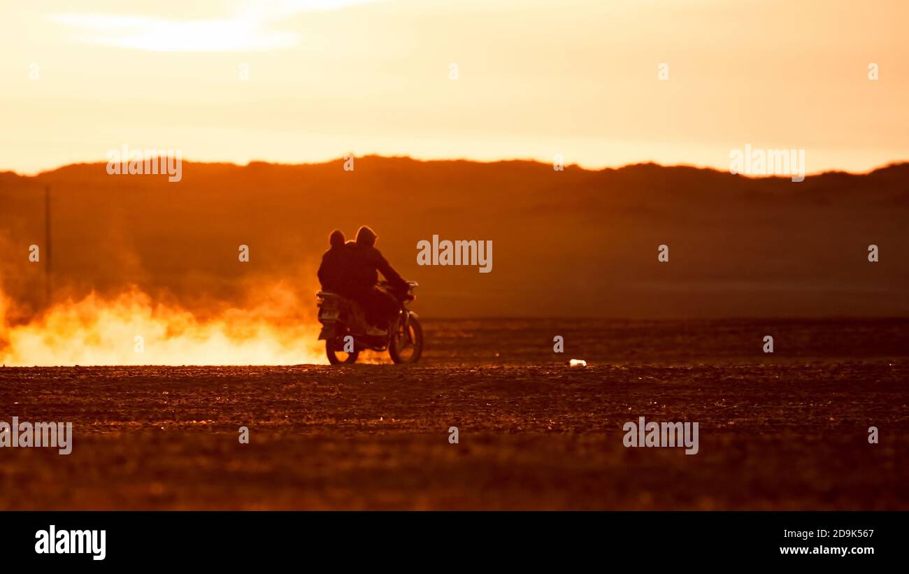Dust from under the wheels hi-res stock photography and images - Alamy