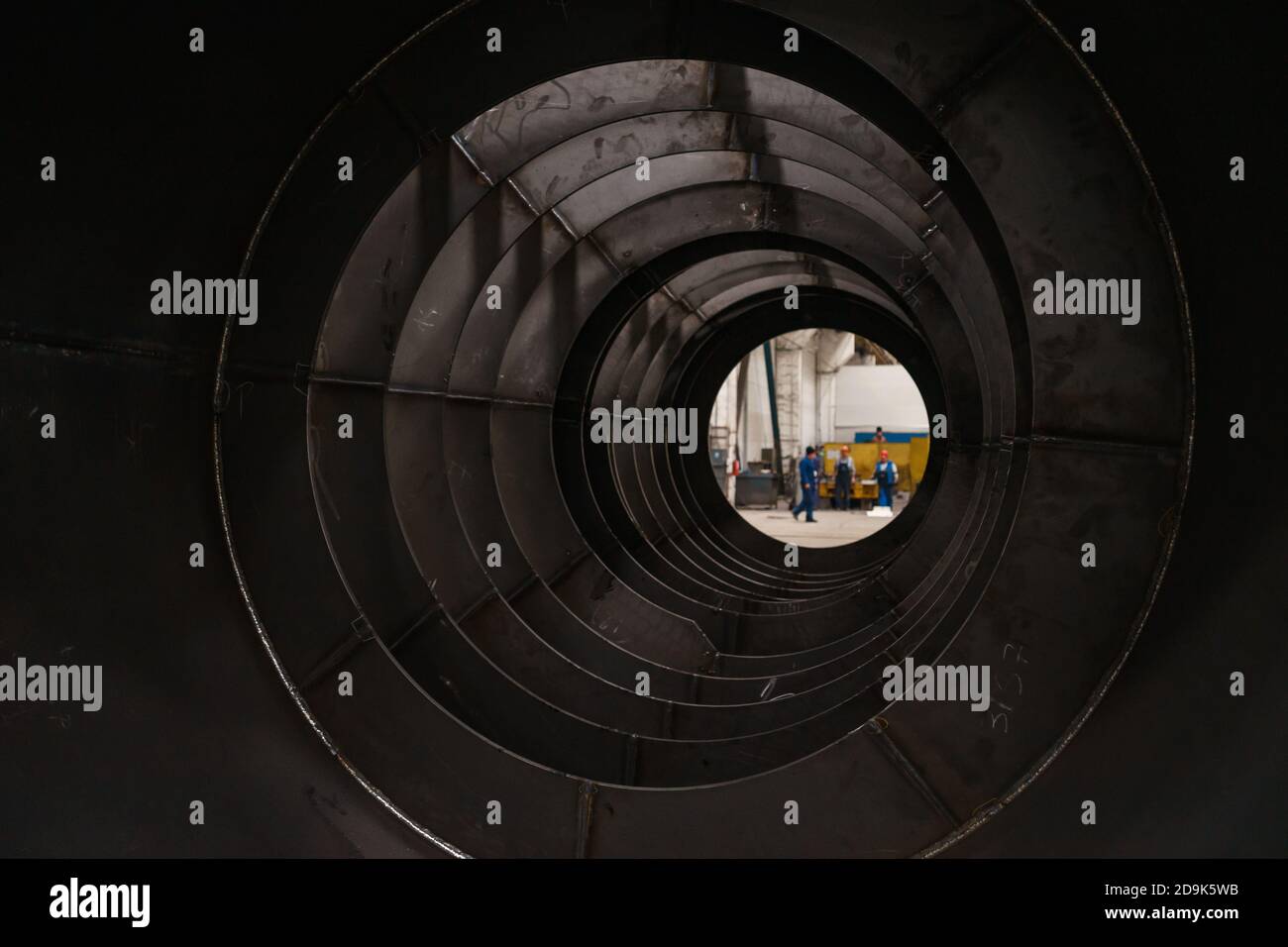Tunnel refinery hi-res stock photography and images - Alamy