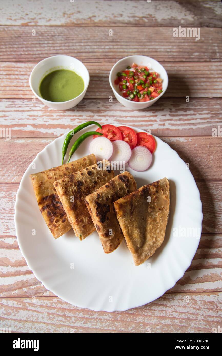 Alu ghee paratha hi-res stock photography and images - Alamy