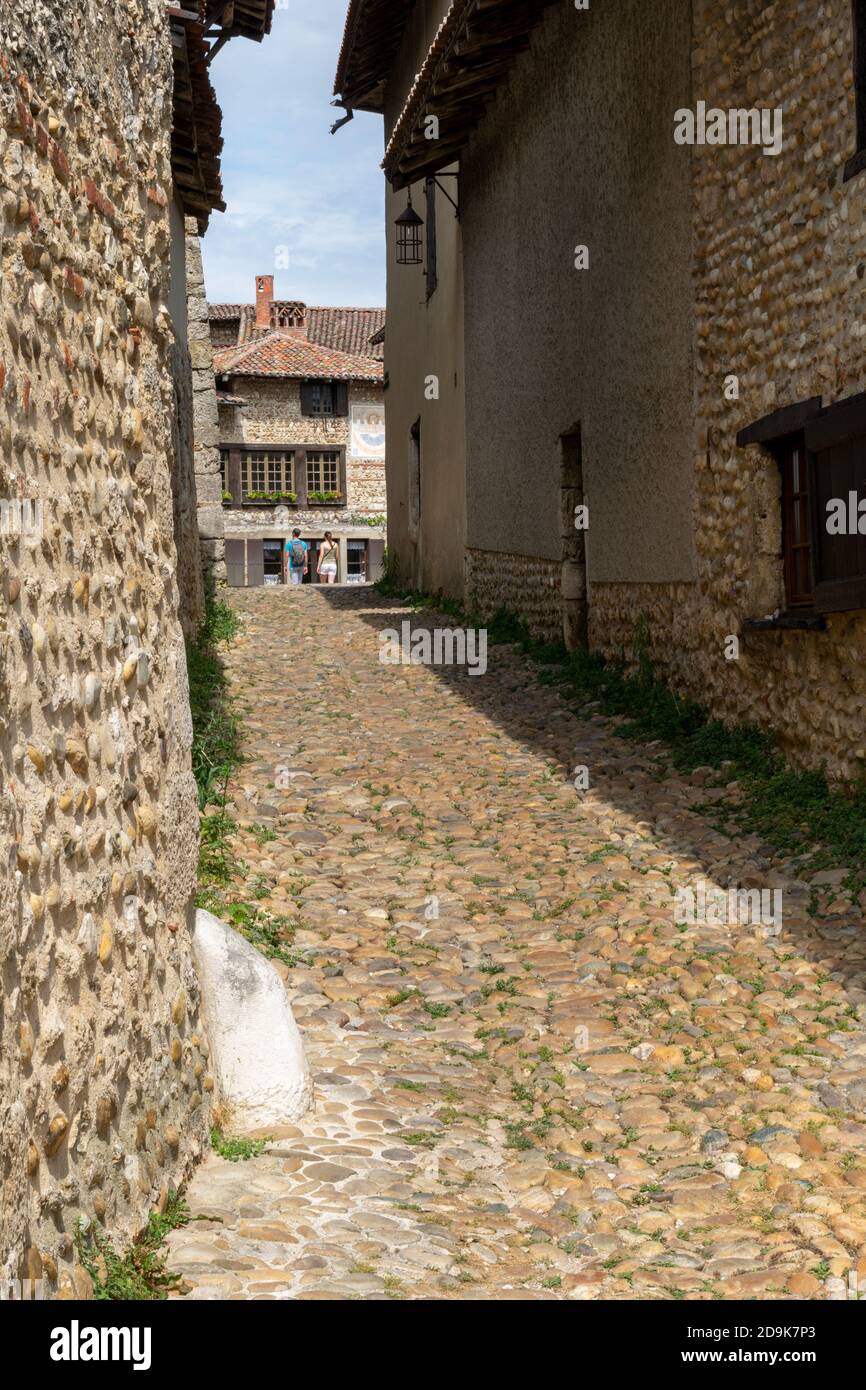 medieval city of perouges Stock Photo - Alamy