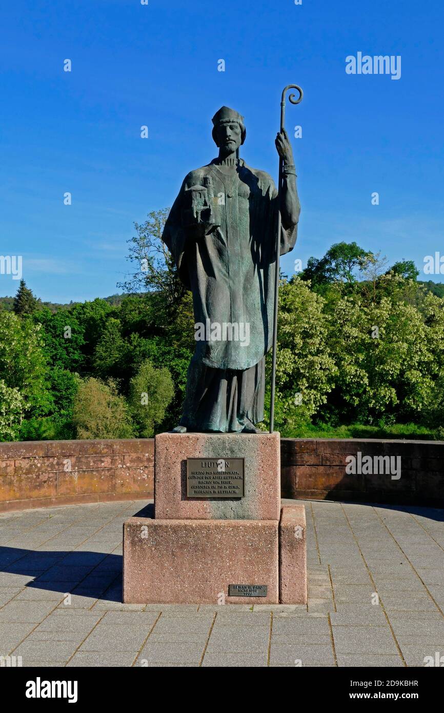 Liutwin statue in mettlach hi-res stock photography and images - Alamy