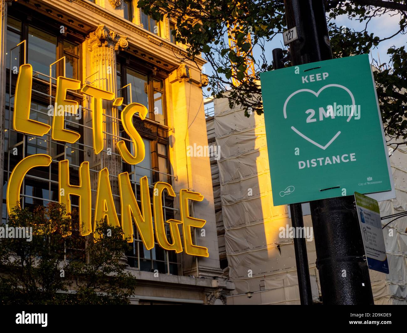 Social distancing advice and guides on London's Oxford Street on the ...