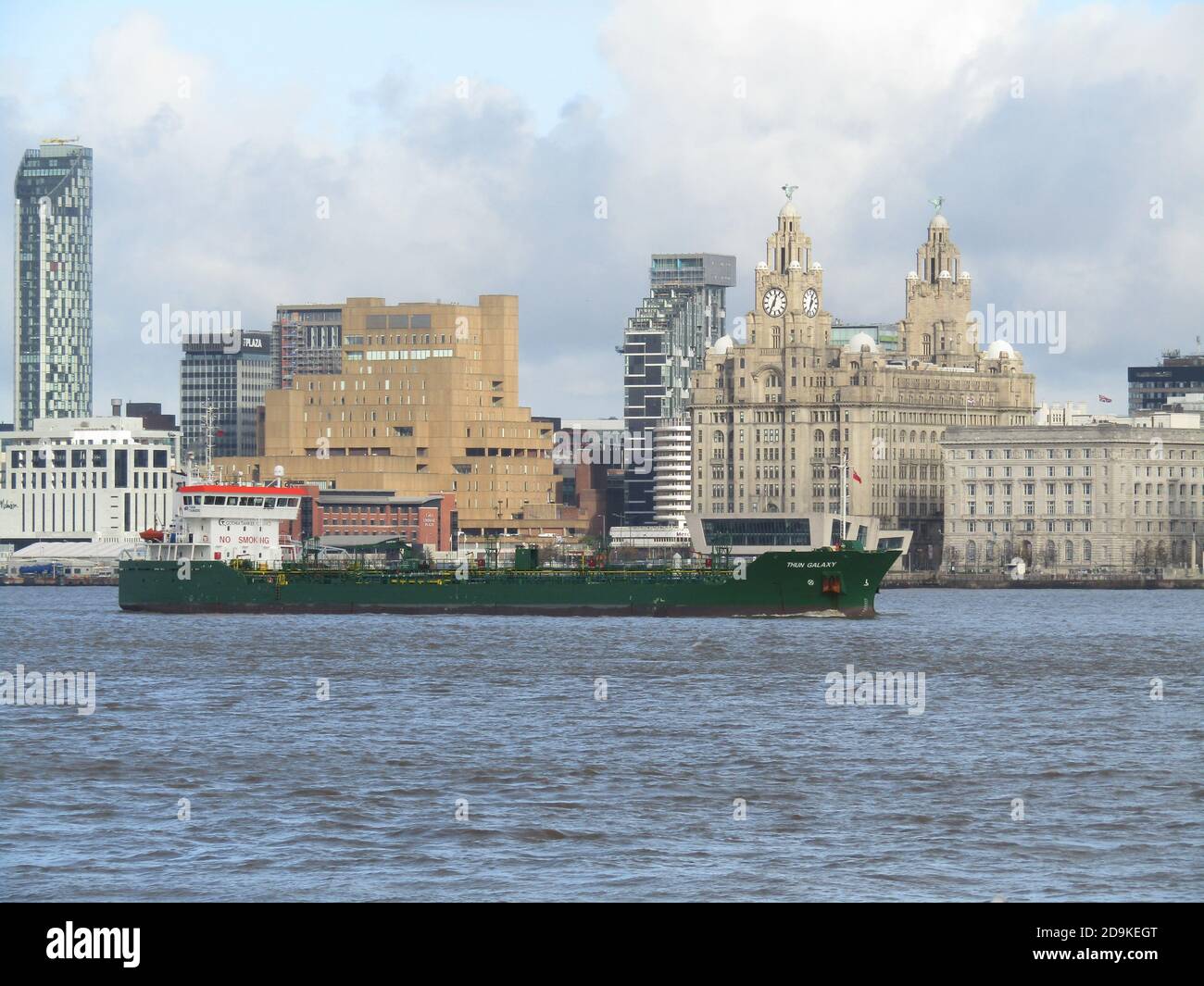 Ships on the River Mersey Stock Photo - Alamy