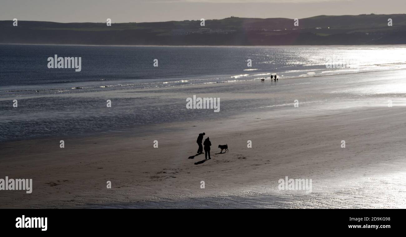Filey beach hi-res stock photography and images - Alamy