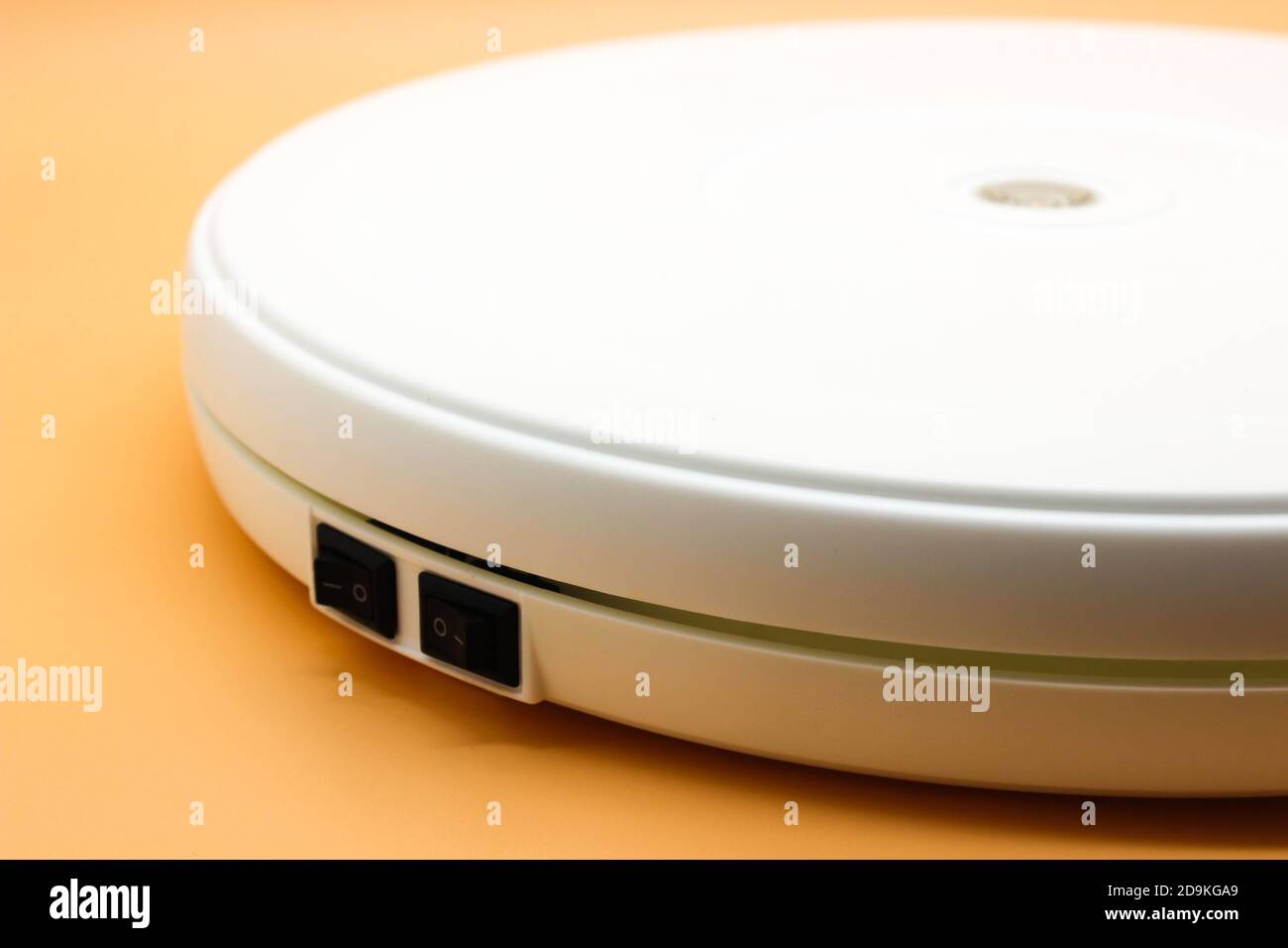 Rotary table hi-res stock photography and images - Alamy