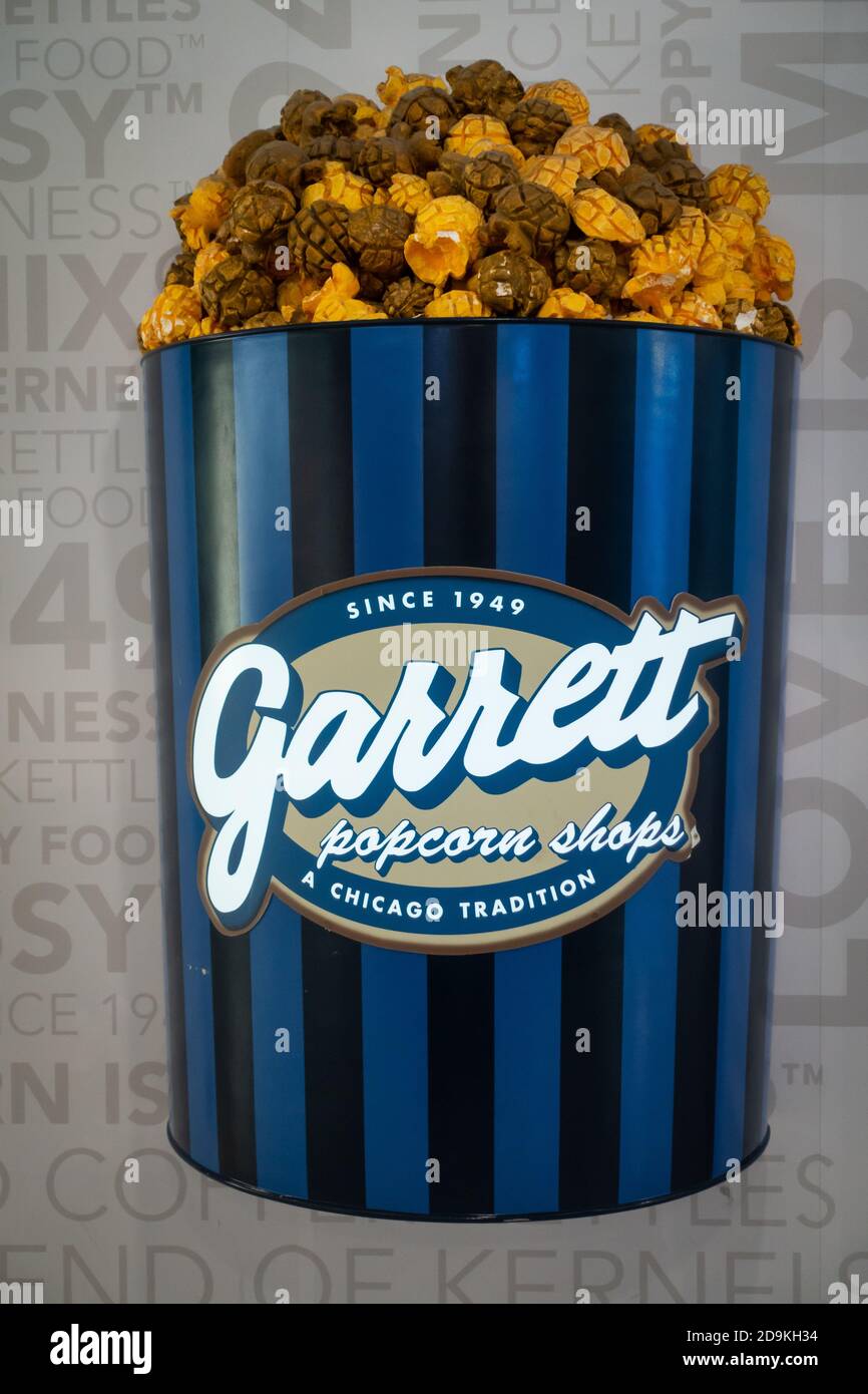 One utama shopping mall hi-res stock photography and images - Alamy