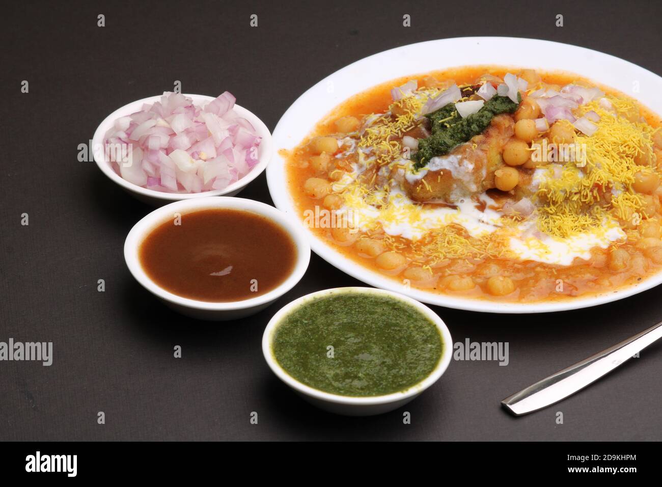 Ragda pattice -Aloo tikki or Potato Cutlet or Patties is a popular ...