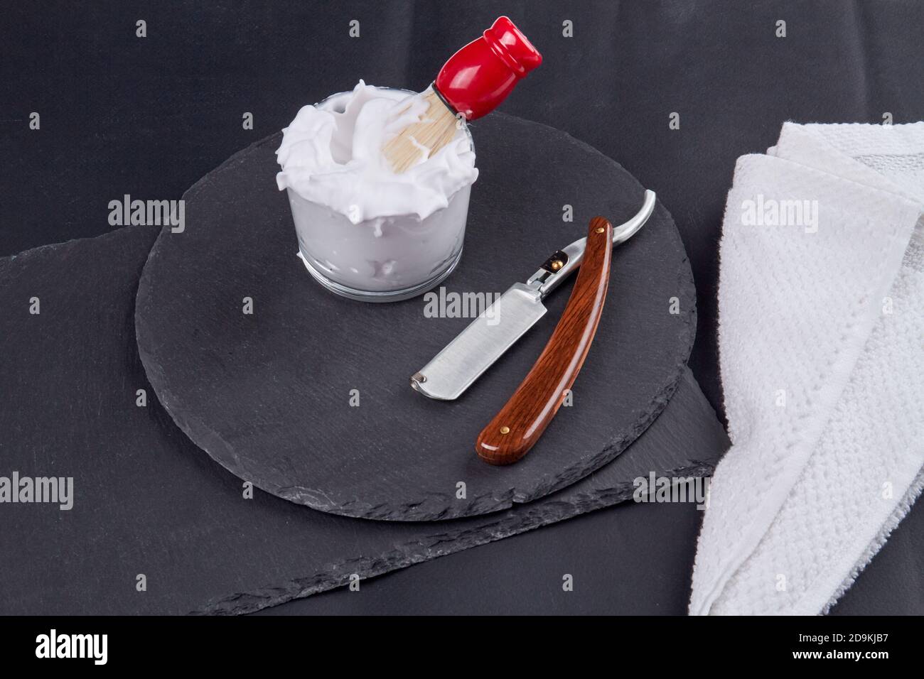 Straight razors hi-res stock photography and images - Alamy