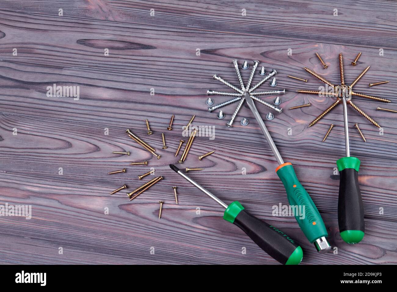 Screwdriver different screws hi-res stock photography and images - Alamy
