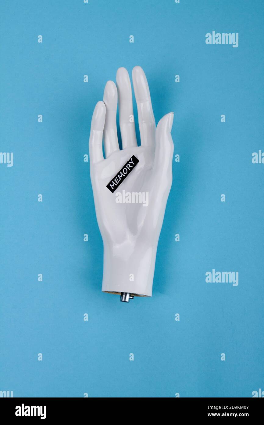 Memory hand hi-res stock photography and images - Alamy