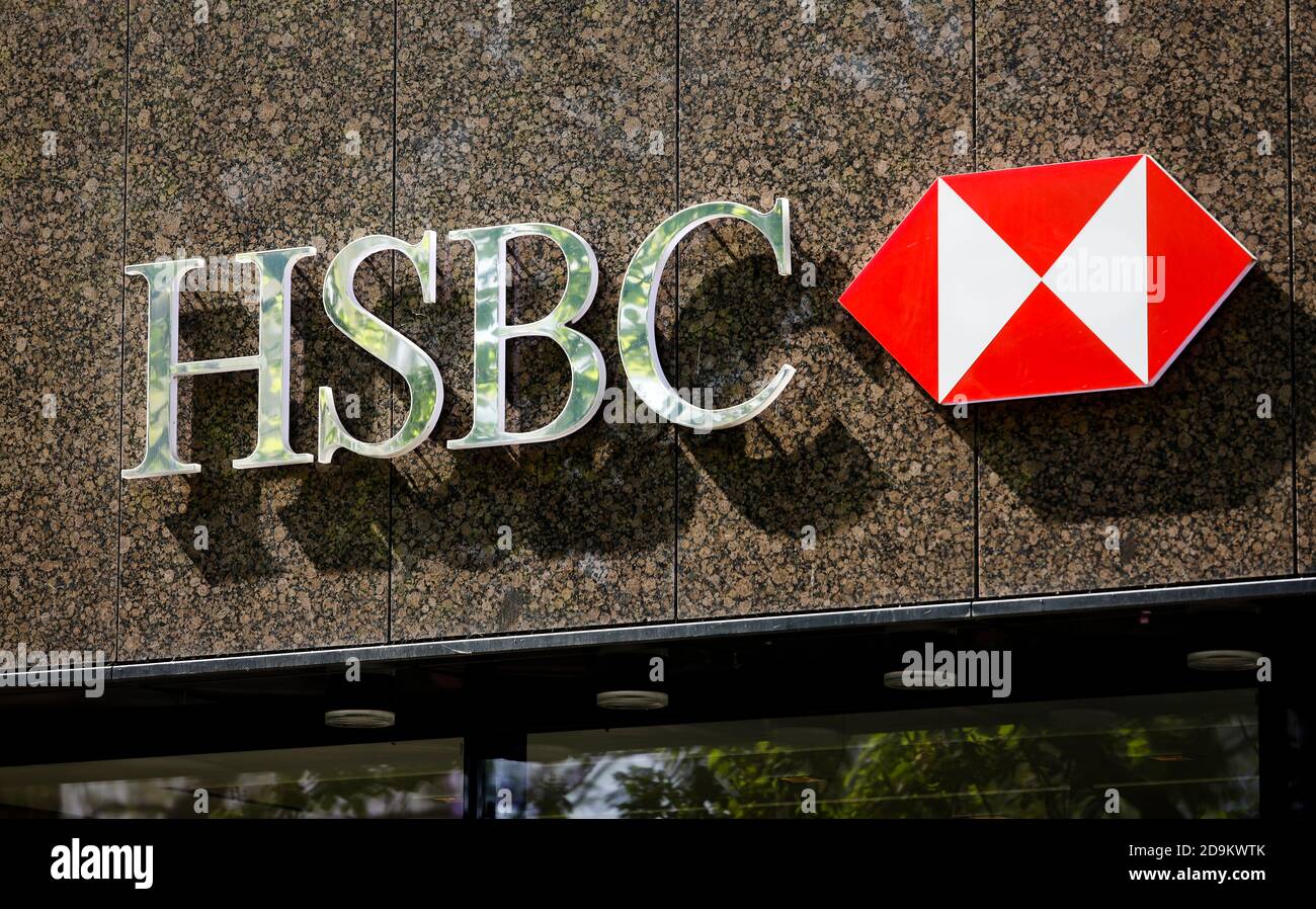 Duesseldorf, North Rhine-Westphalia, Germany, HSBC Bank Stock Photo - Alamy