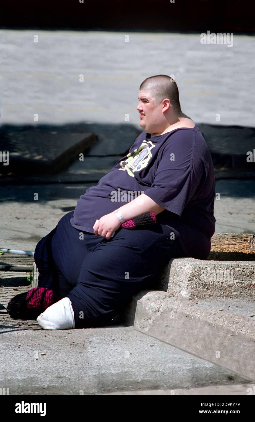 Fat person hi-res stock photography and images - Alamy