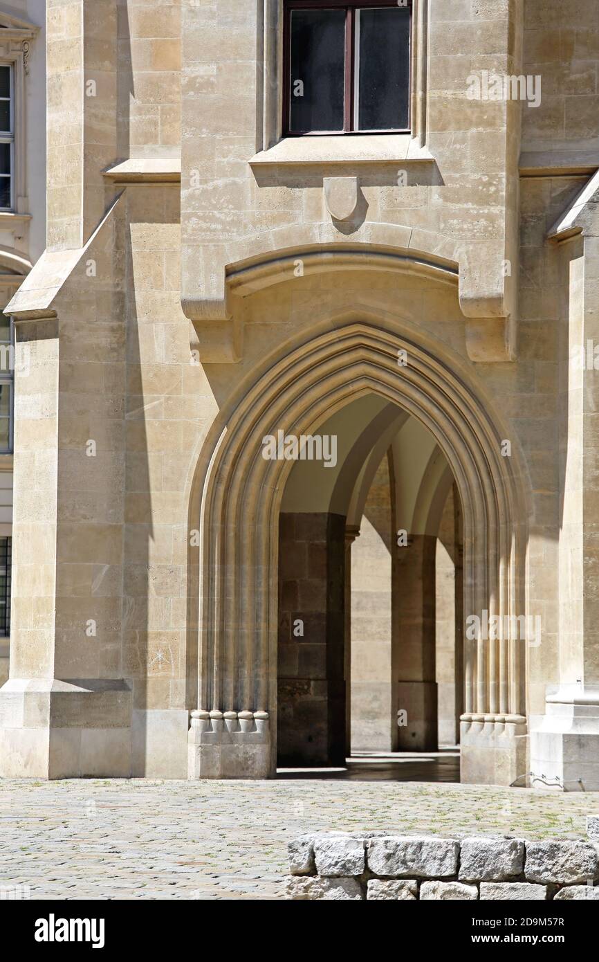 Stone Gothic Arch Way at Chuch in Vienna Stock Photo - Alamy