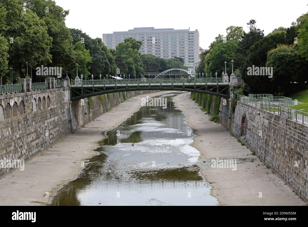 Wien River Passing Trough City Park in Vienna Stock Photo - Alamy