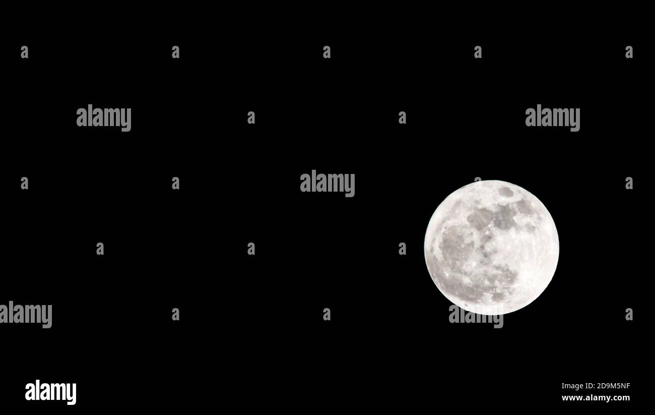 Full moon night india hi-res stock photography and images - Alamy