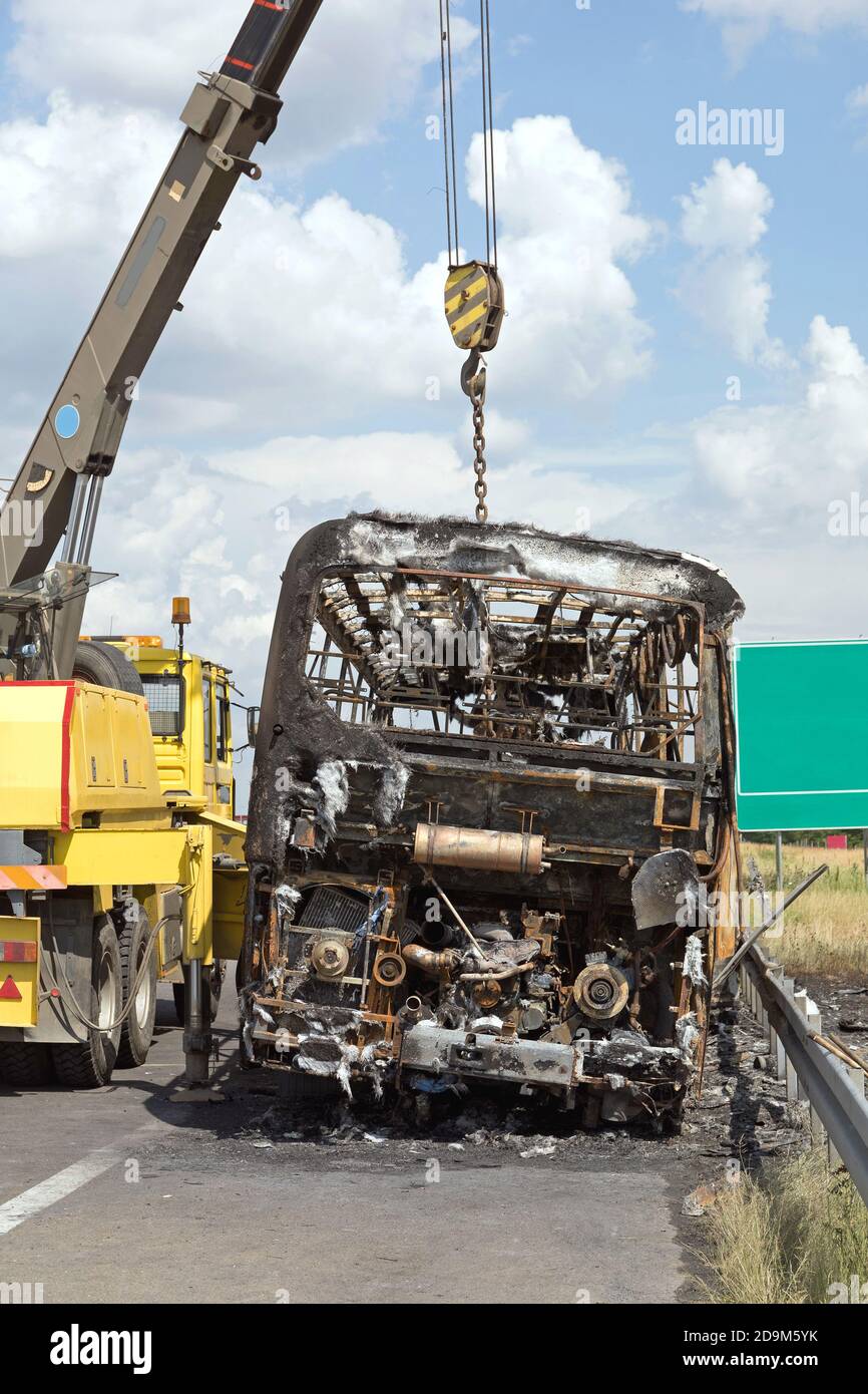 Burned Coach Bus Highway Recovery Assistance Stock Photo - Alamy