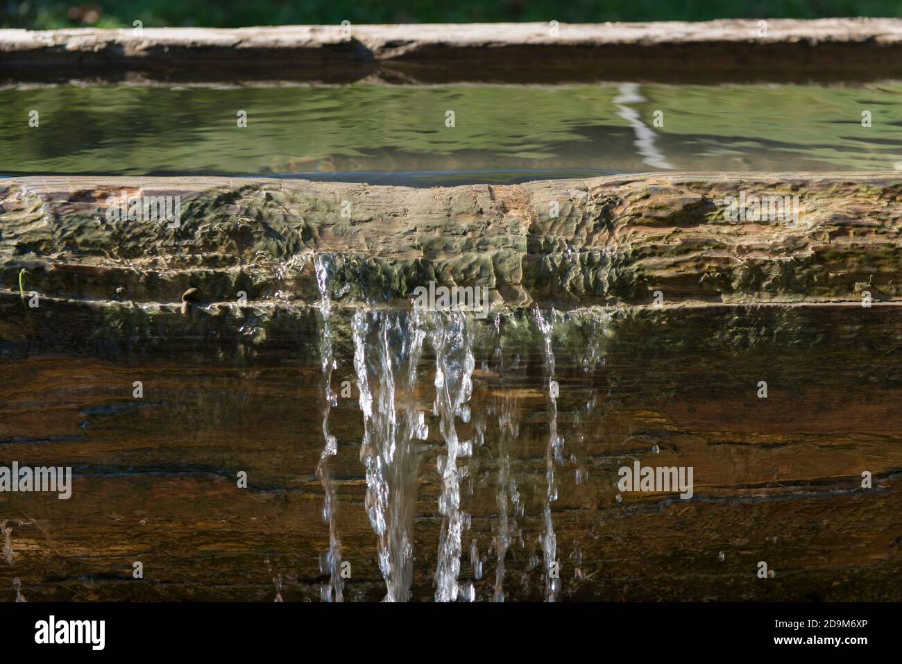 Fresh water well hi-res stock photography and images - Alamy