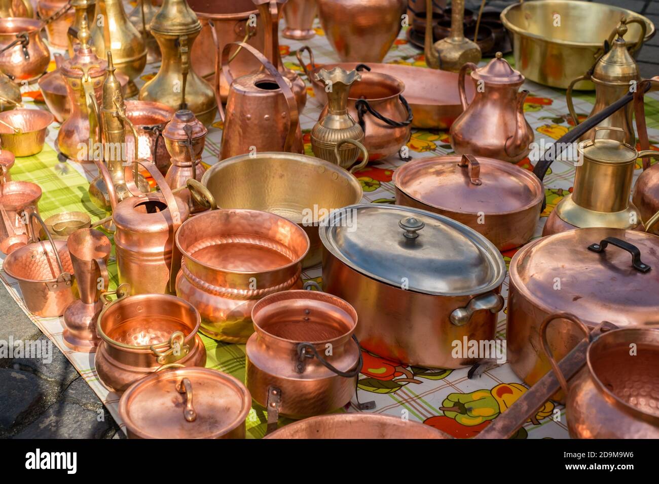 copper pots at the gypsy fair Stock Photo - Alamy
