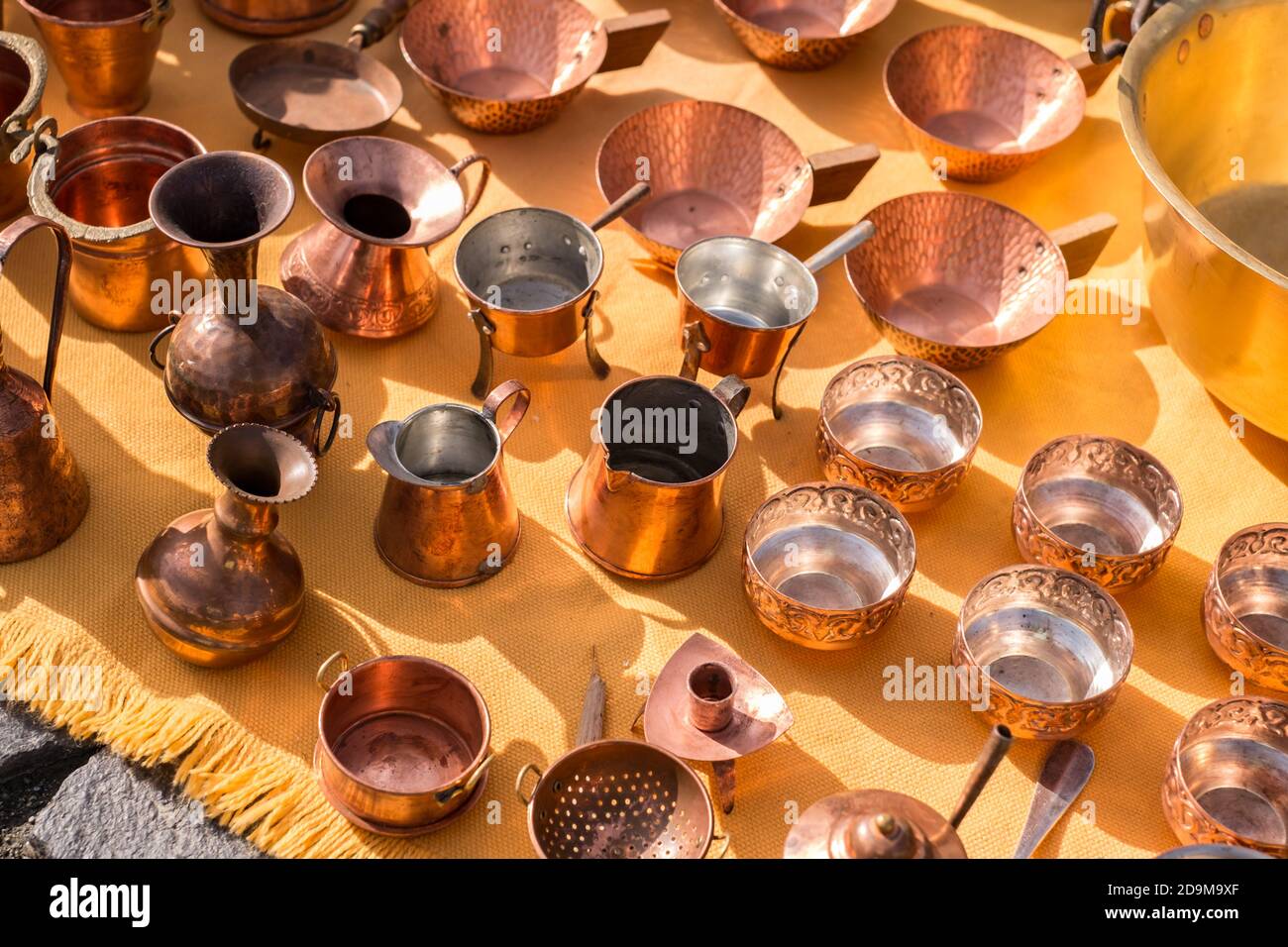copper pots at the gypsy fair Stock Photo - Alamy