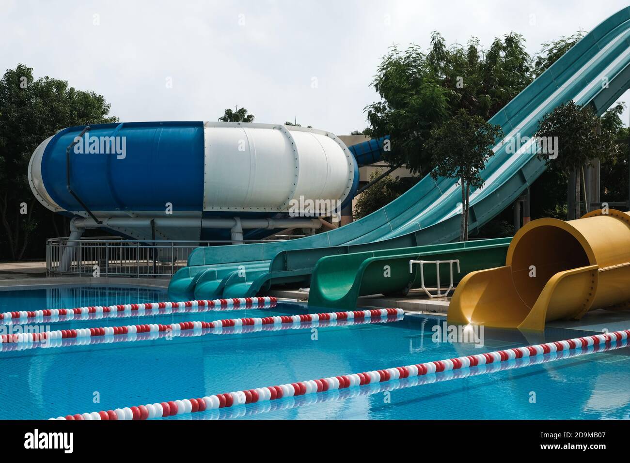 Aquapark slides hi-res stock photography and images - Alamy