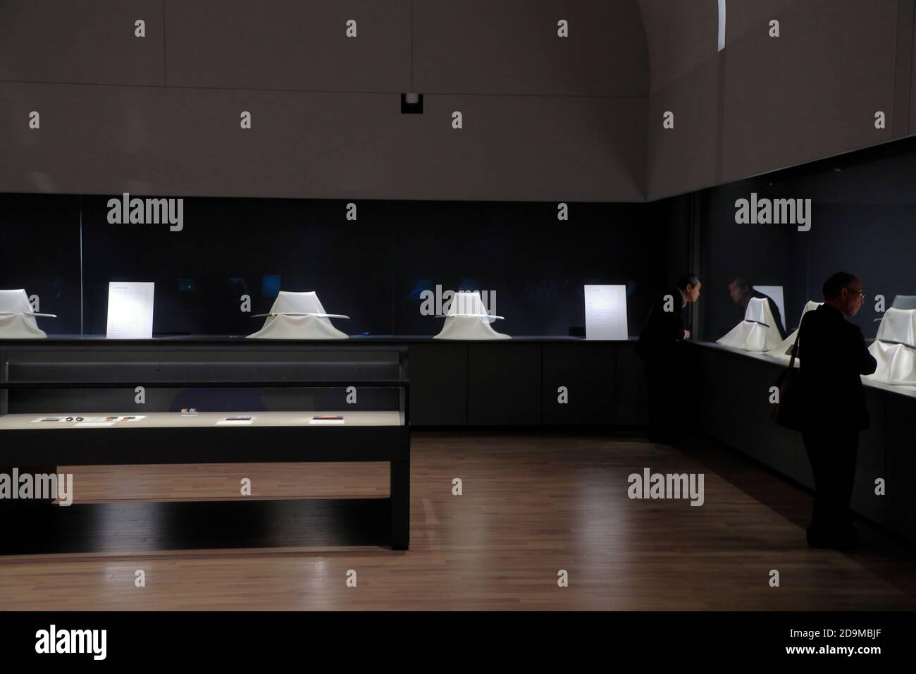 Tokyo museum interior hi-res stock photography and images - Alamy