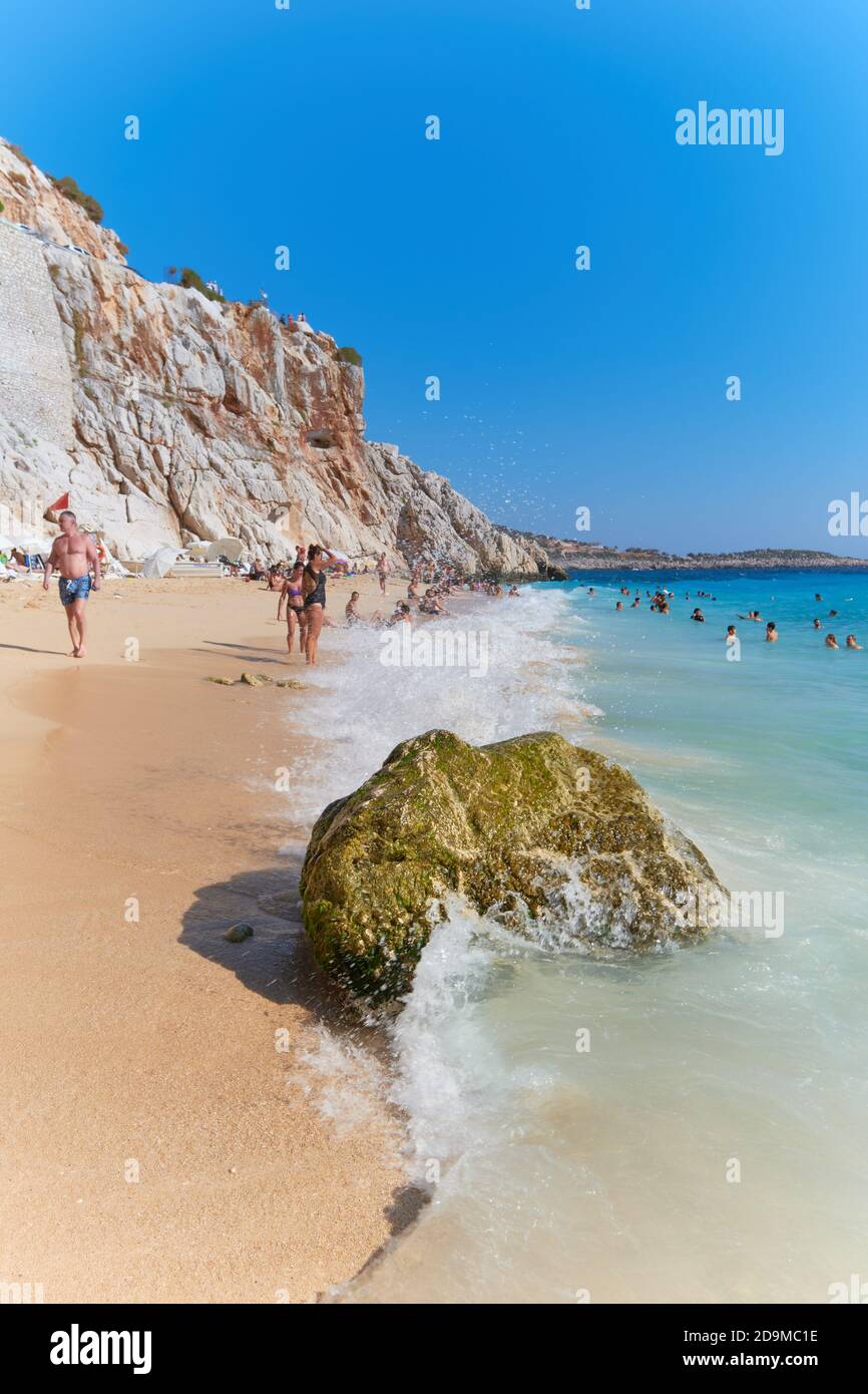 Big waves on riviera beach hi-res stock photography and images - Alamy