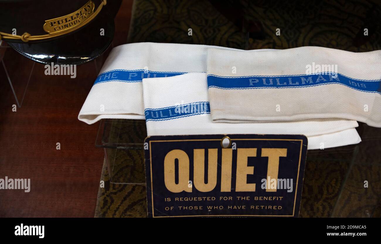 Pullman train hi-res stock photography and images - Alamy