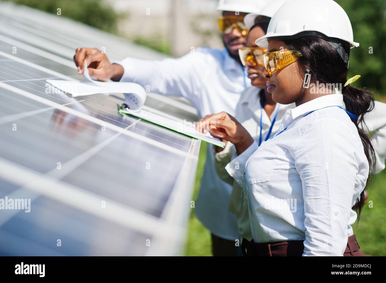 Solar plant maintenance africa hi-res stock photography and images - Alamy