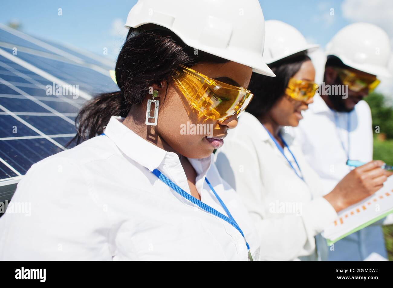 Solar power construction africa hi-res stock photography and images - Alamy