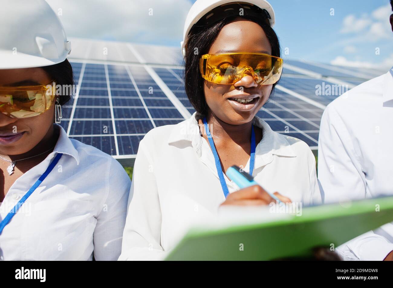 Africa solar power plant hi-res stock photography and images - Alamy