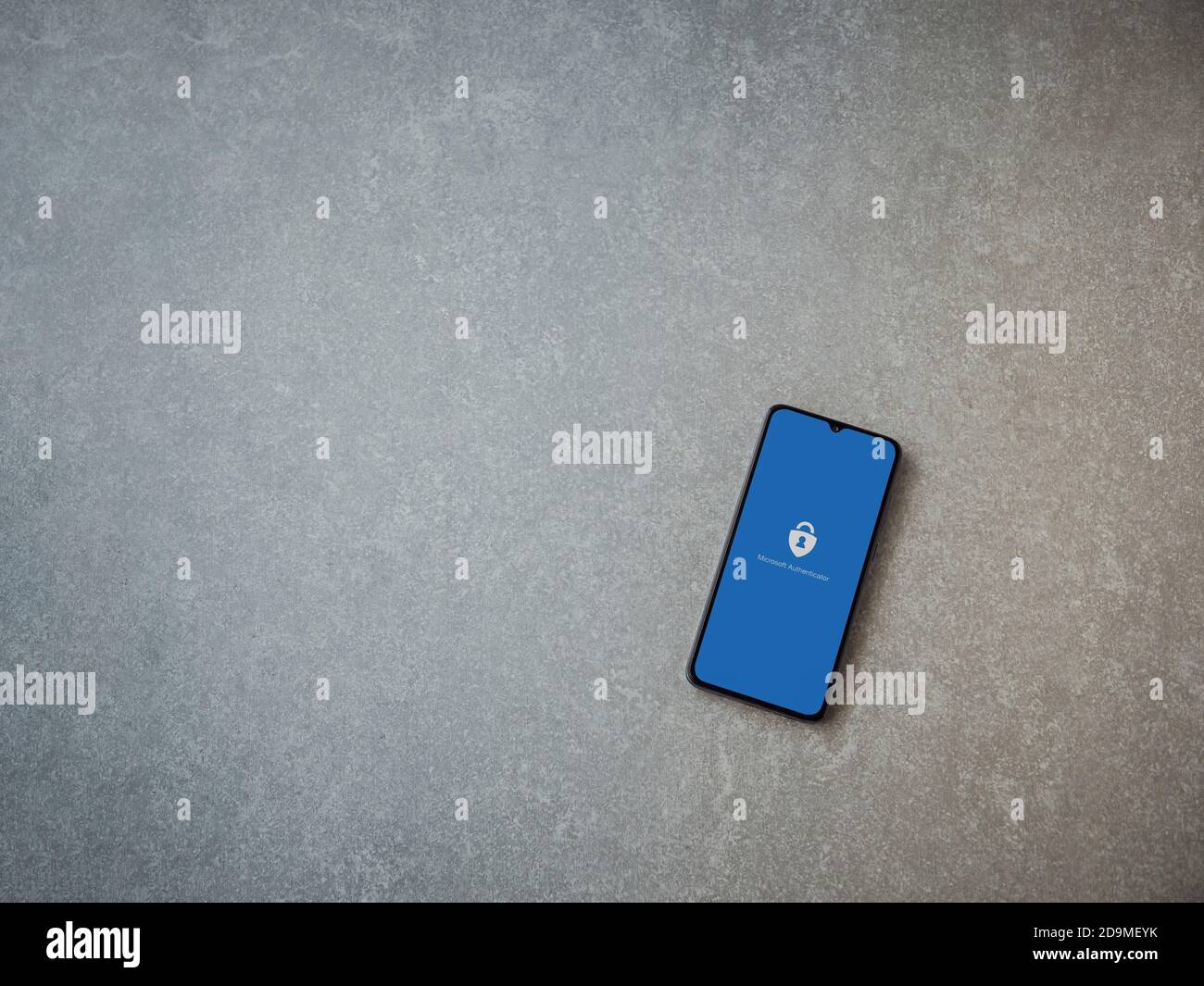 Microsoft authenticator hi-res stock photography and images - Alamy