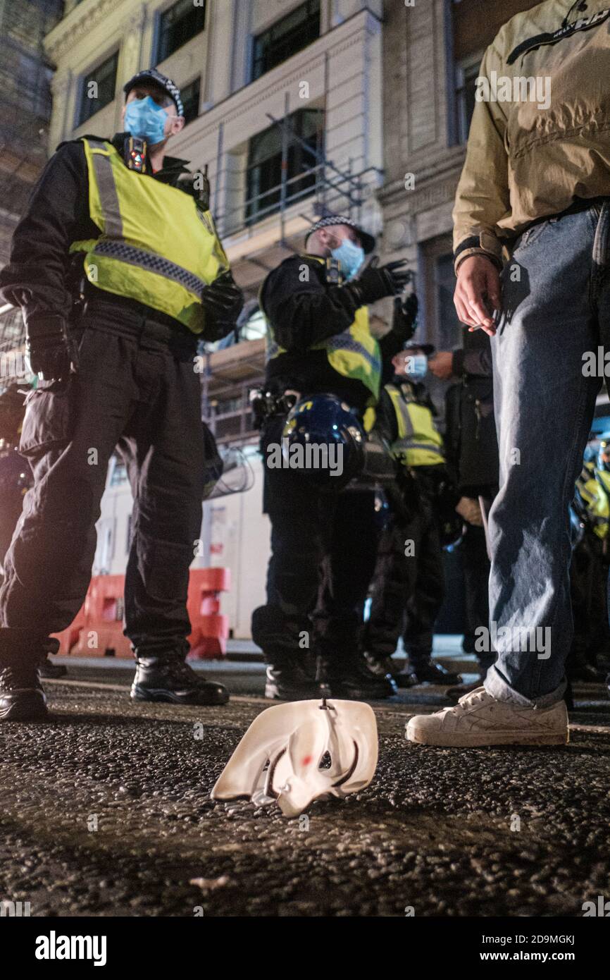 What was supposed to be an Anonymous Million Mask March turned into a ...