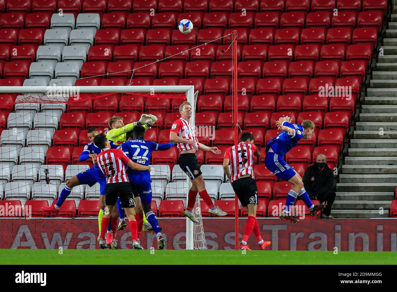 Grant leadbitter goal hi-res stock photography and images - Alamy