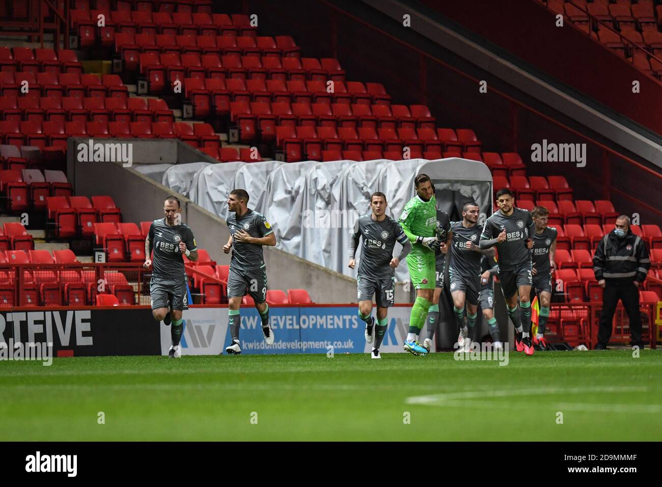 Ko pitch hi-res stock photography and images - Alamy