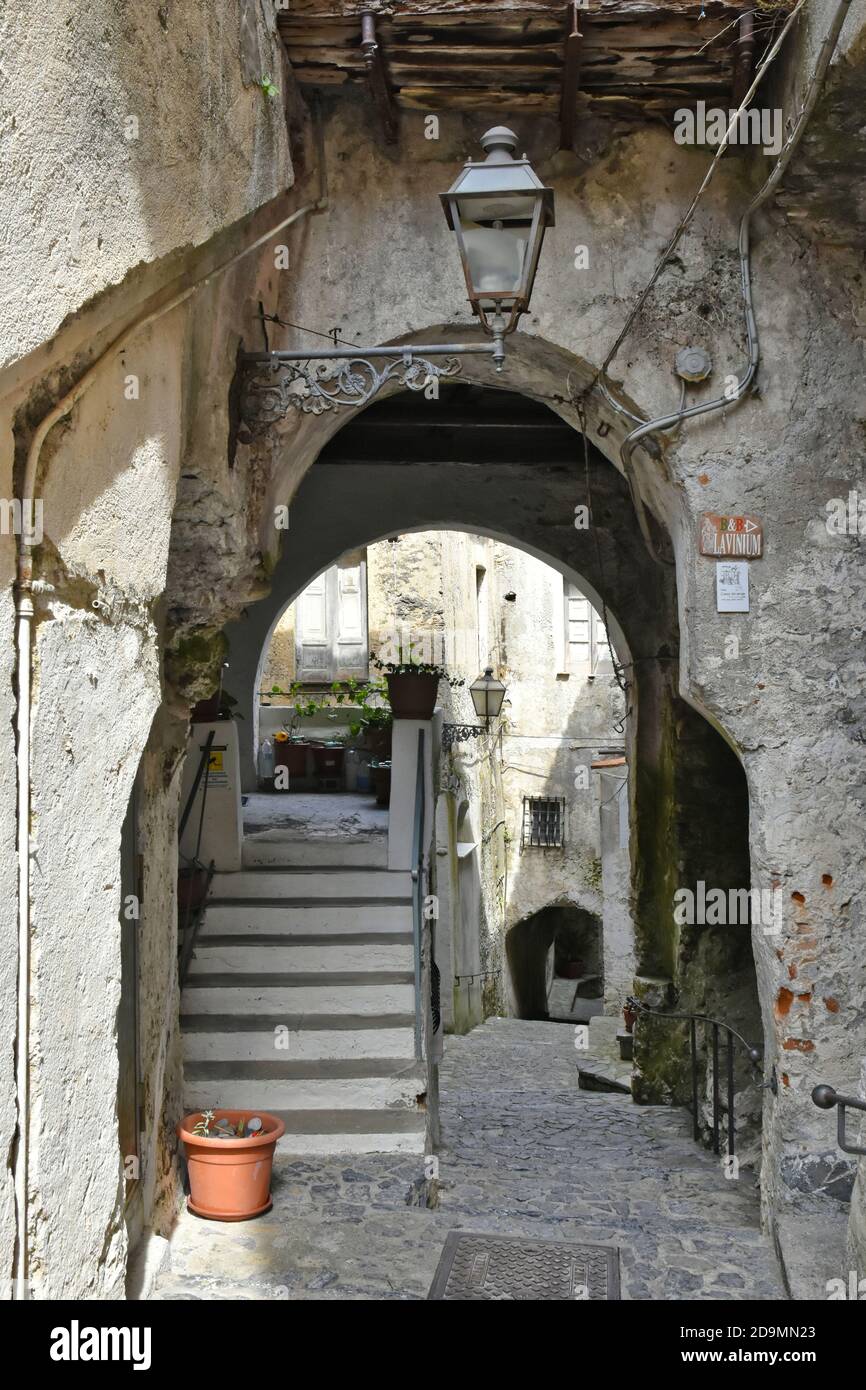 Old town scalea calabria italy hi-res stock photography and images - Alamy