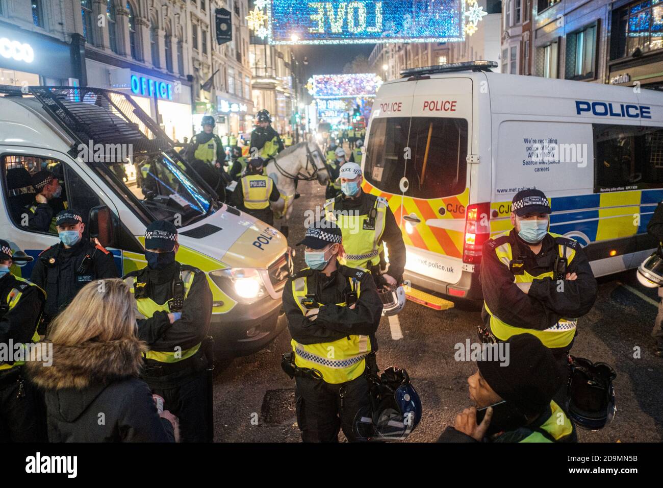 What was supposed to be an Anonymous Million Mask March turned into a ...