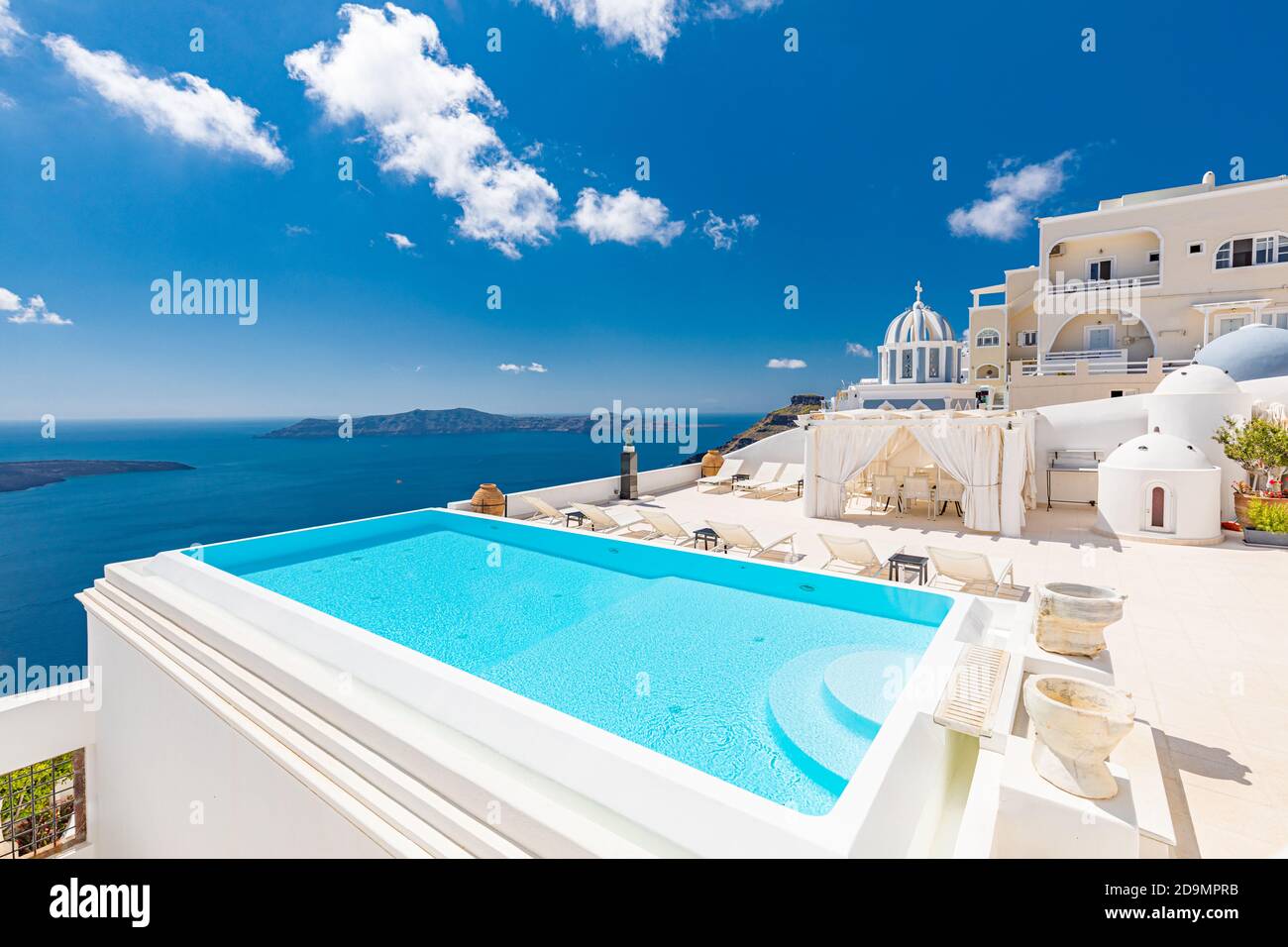 Romantic holidays Santorini resorts with infinity pool and sea view ...