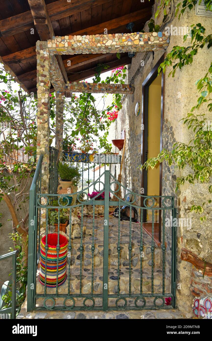 Old town scalea calabria italy hi-res stock photography and images - Alamy