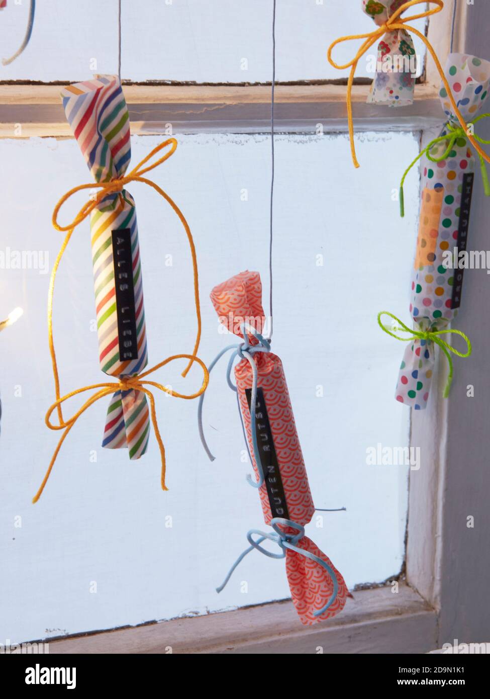 Mini Christmas cracker lights on window AVAILABLE UK USE ONLY - Please ...