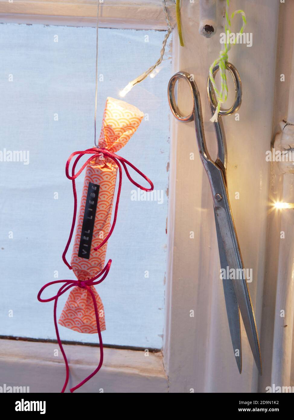 Mini Christmas cracker lights on window AVAILABLE UK USE ONLY - Please ...