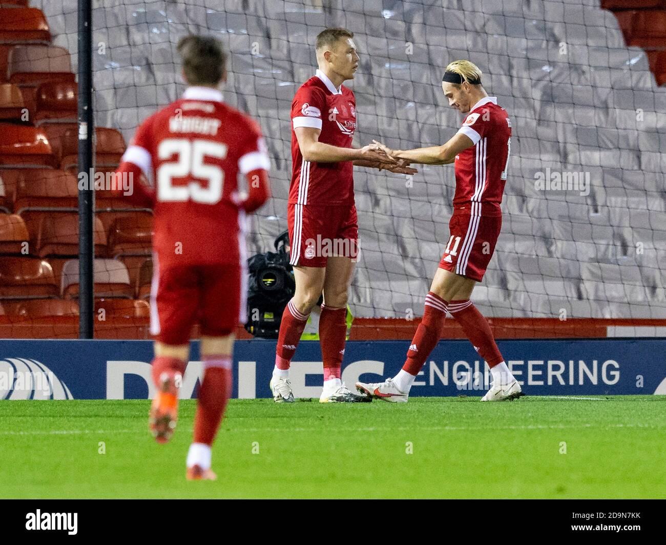 Aberdeens sam cosgrove celebrates scoring hi-res stock photography and ...