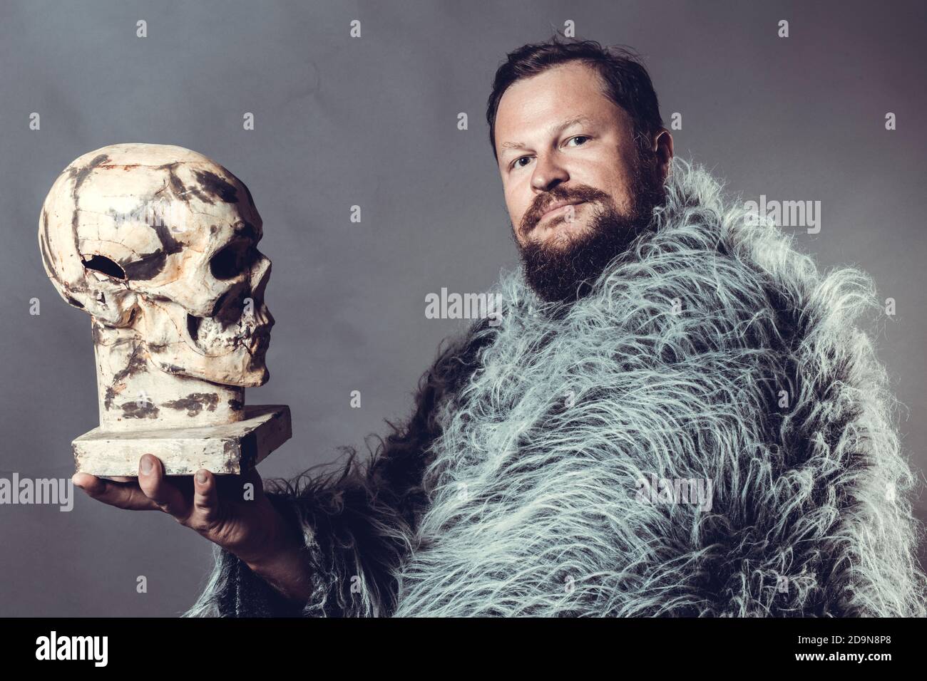 Aged man skull hi-res stock photography and images - Alamy