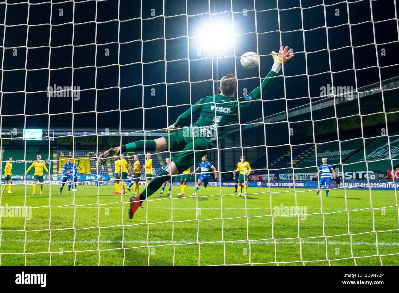 SITTARD, Netherlands. 06th Nov, 2020. football, Dutch eredivisie, season 2020/2021, PEC Zwolle ...