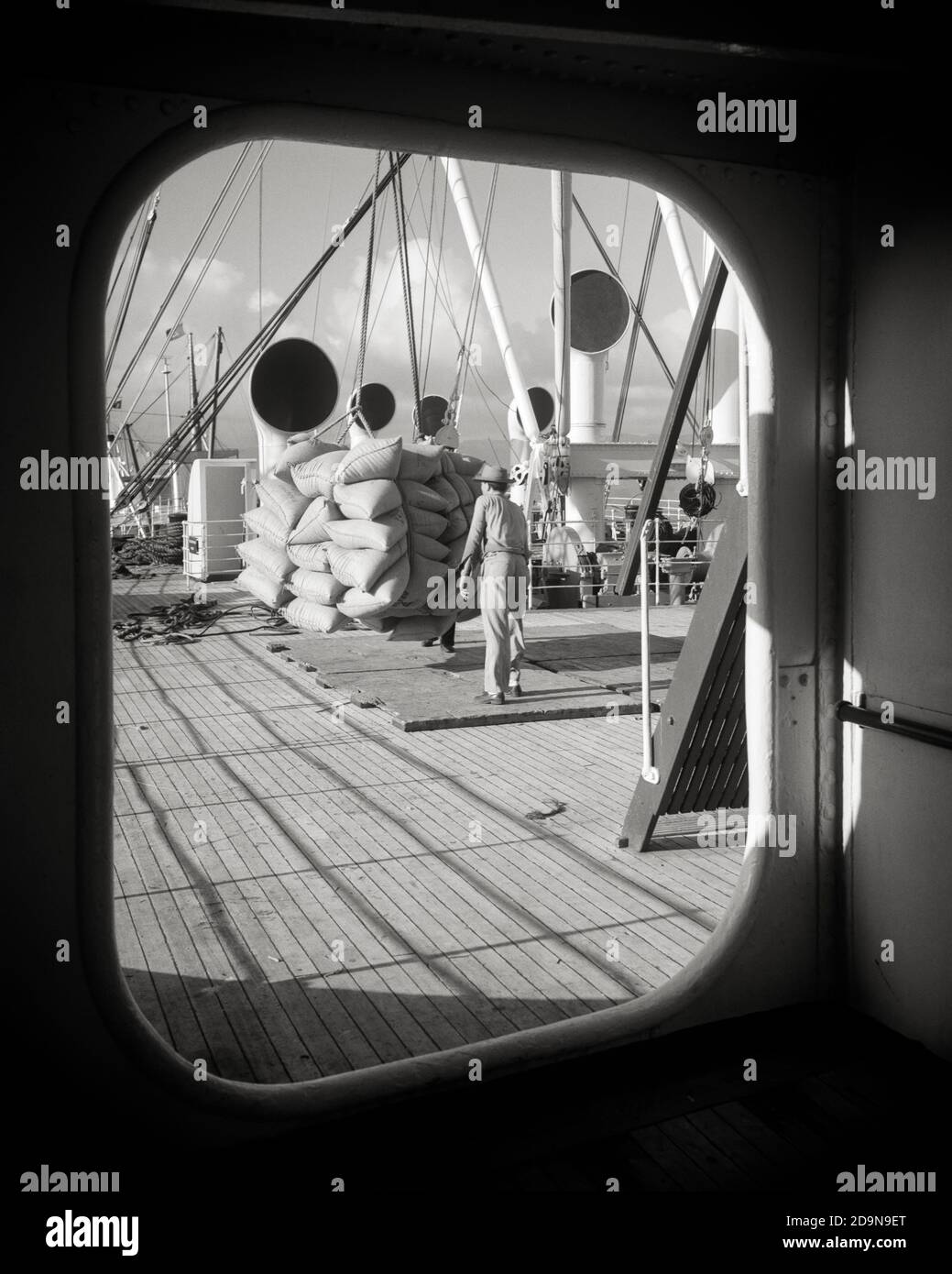 1950s cargo ship hi-res stock photography and images - Alamy