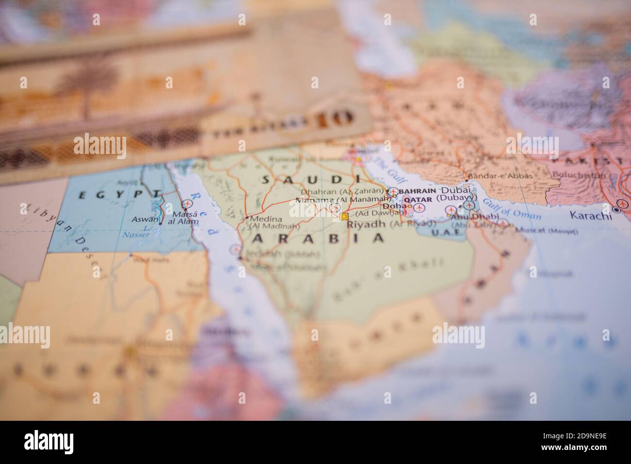 Silhouette arabia saudi map hi-res stock photography and images - Alamy