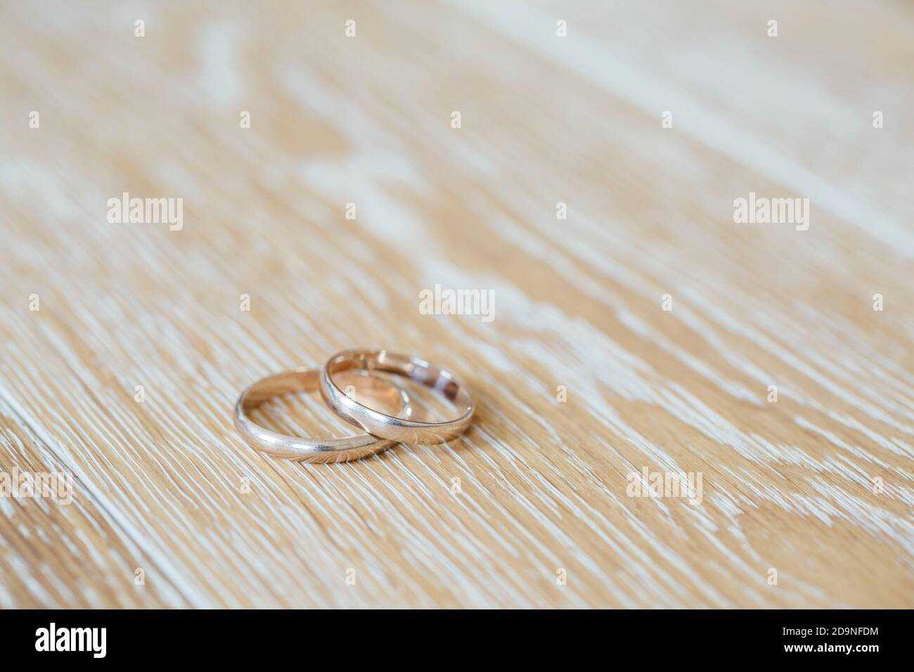 Tight rings hi-res stock photography and images - Alamy