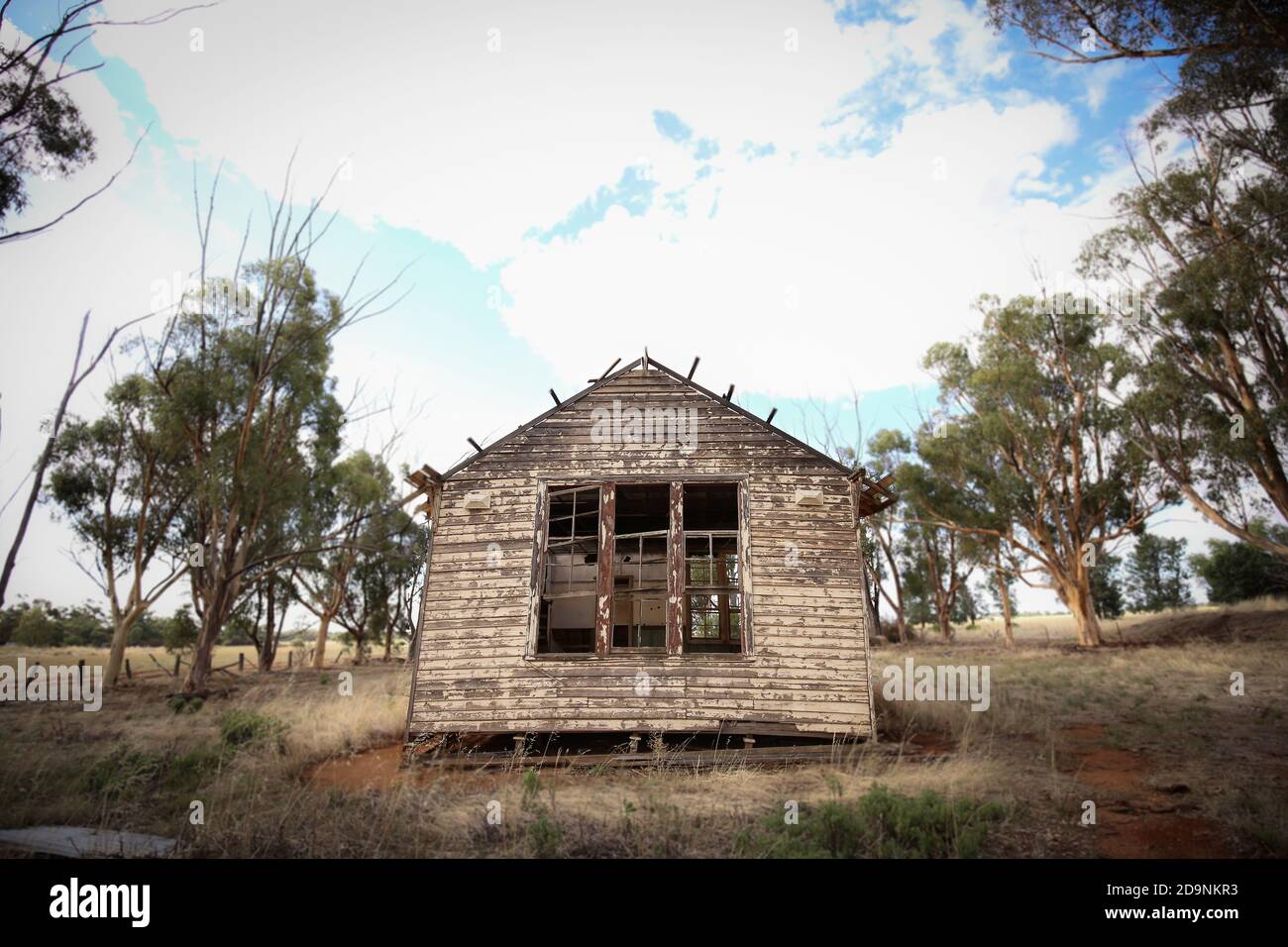 Rundown school hi-res stock photography and images - Alamy