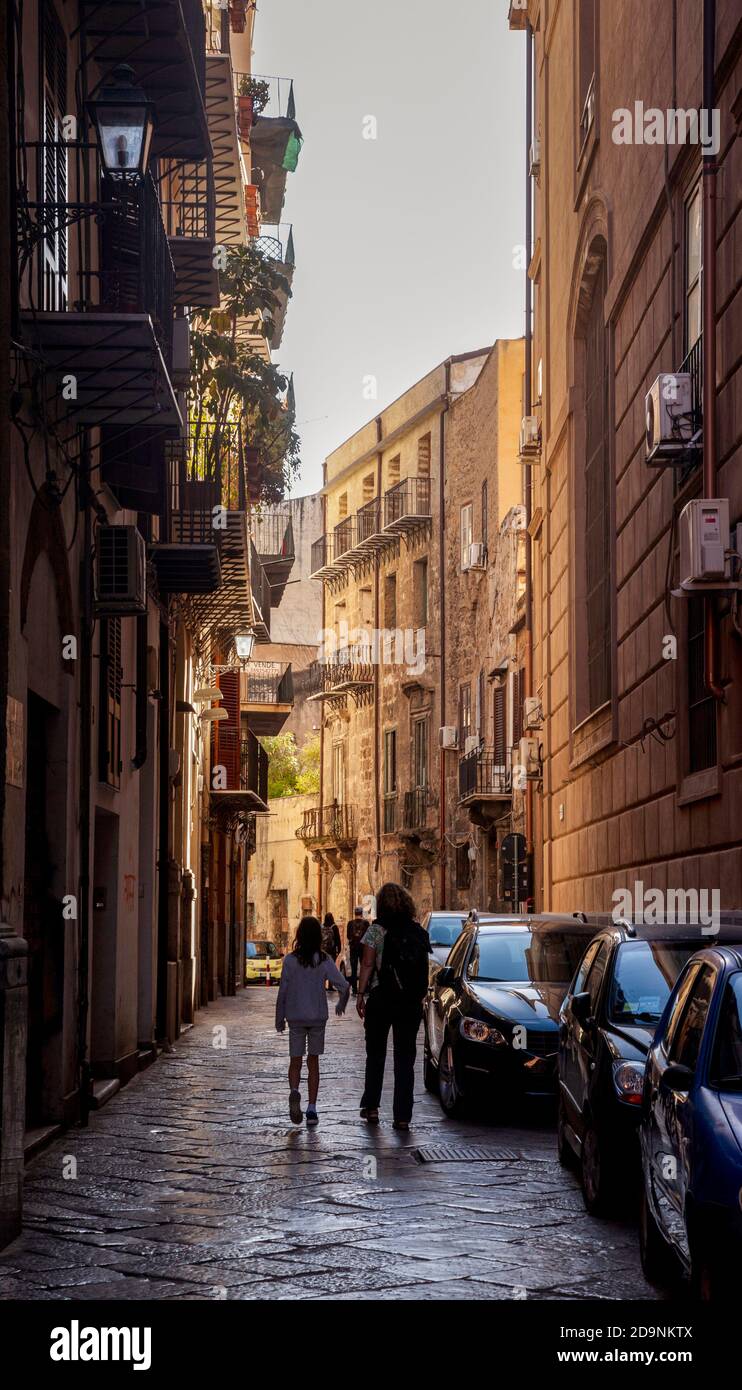 Palermo street light detail hi-res stock photography and images - Alamy