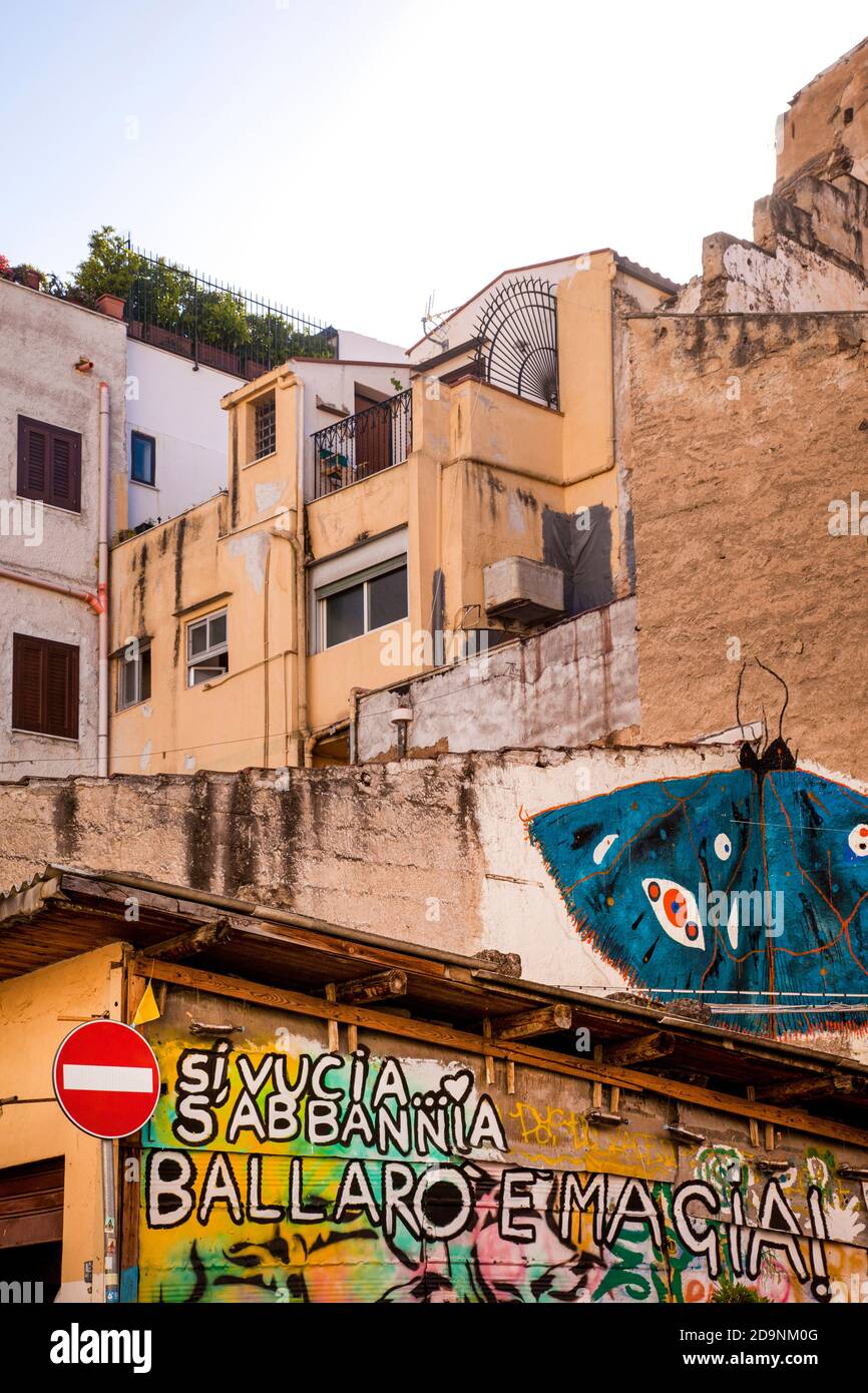 Graffiti, street art, Palermo, Sicily, Italy Stock Photo - Alamy
